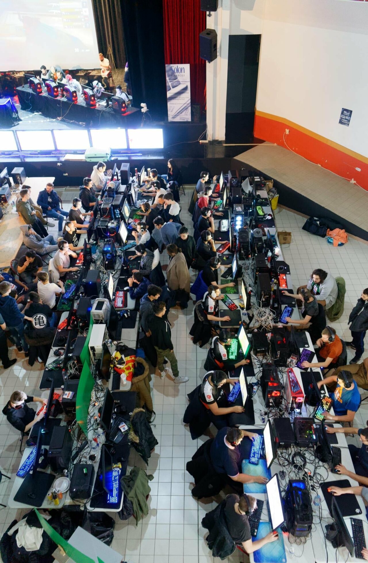 Les LANs en France - Rul1Op